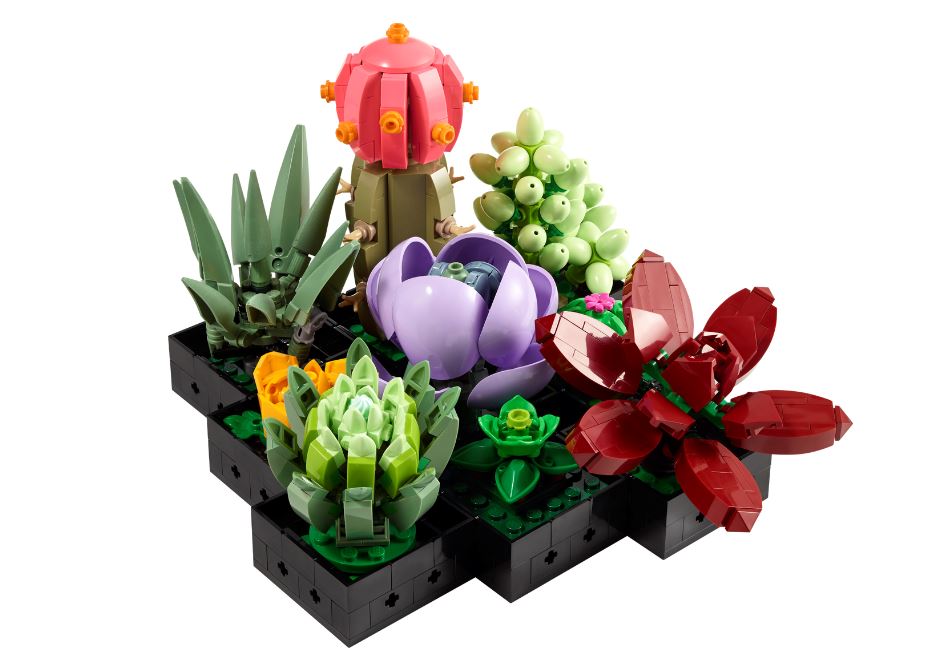 10 Cute LEGO Sets for Couples to Build Together | Brick Mechanics